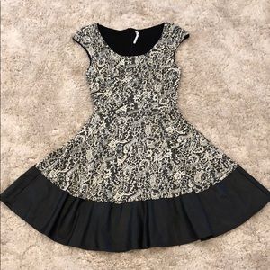 Willow & Clay | Dresses | Willow Clay Dress With Faux Leather Trim ...